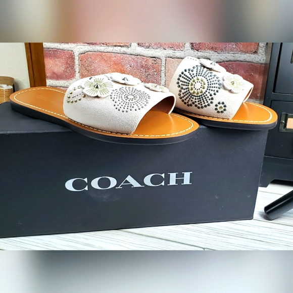Coach | Shoes | Coach Slide With Flowers And Rivets Embellishments Size ...